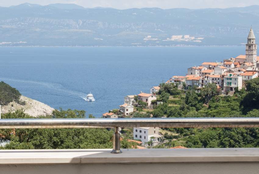 Apartment Vrani with panoramic sea view – Vrbnik – Island Krk–Croatia